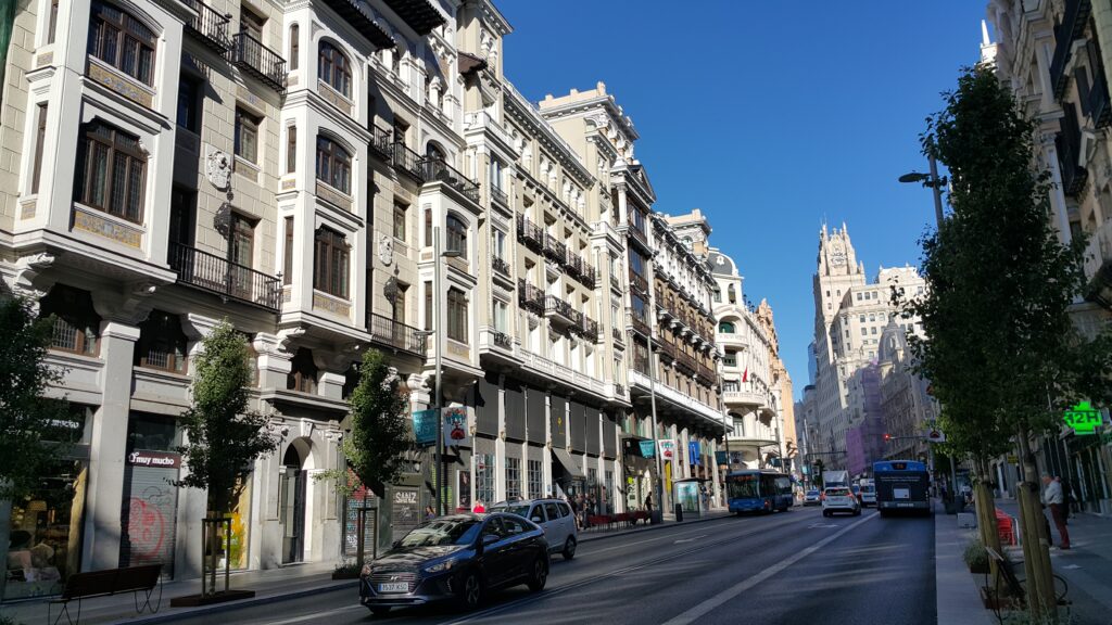 Movida Madrileña – Return to Freedom - Diplomacy&Commerce Movida Madrileña – Return to Freedom - Diplomacy&Commerce